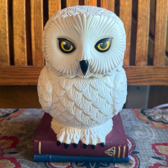 Scentsy | Other | Euc Scentsy Wizarding World Hedwig Warmer Harry ...